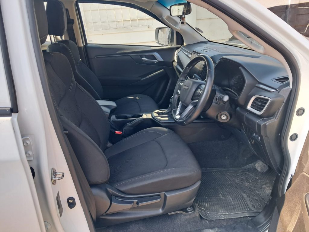 2024 ISUZU D-MAX 1.9TD DOUBLE CAB 4X2 X-RIDER AUTO - PrimeDeal Auto